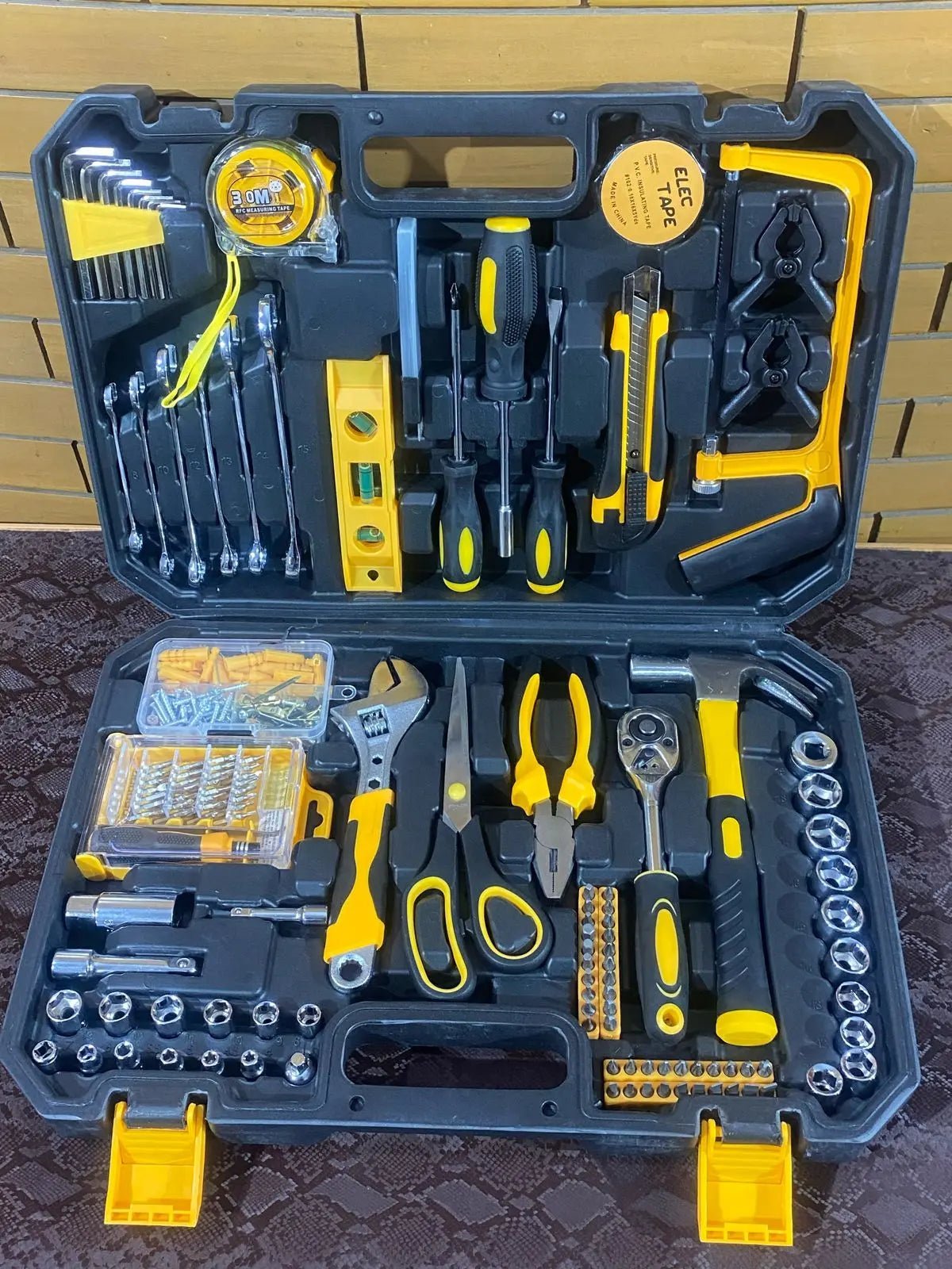 LOT IMPORTED 257 Pcs Tool Box Kit All in One - Galaxiee.com